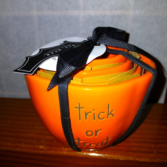 Rae Dunn | Holiday | Rae Dunn Pumpkin Measuring Cups | Poshmark